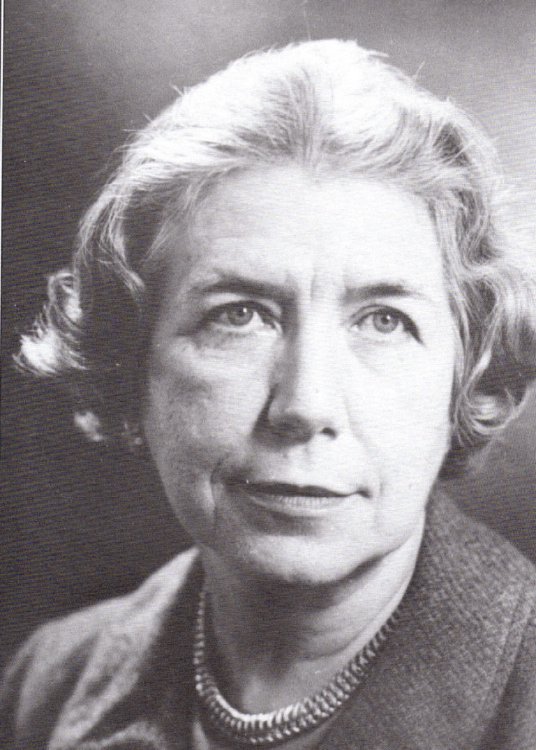 Elizabeth Phillips – Women of Achievement