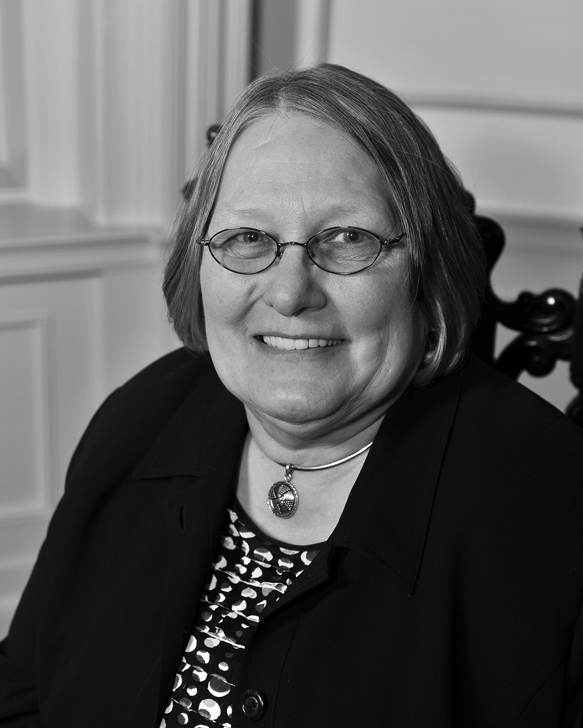 Onie Johns – Women of Achievement