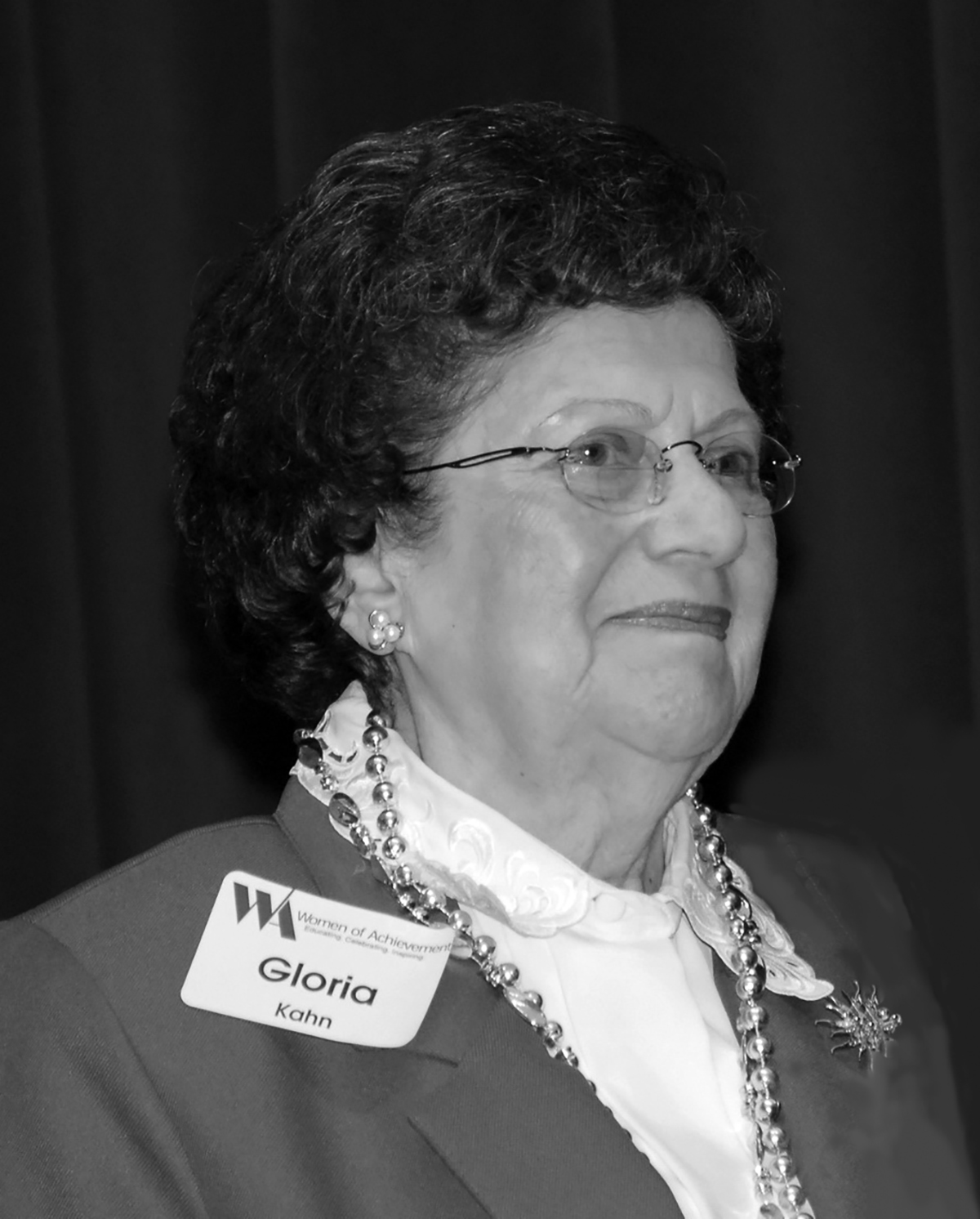 Gloria Kahn – Women of Achievement